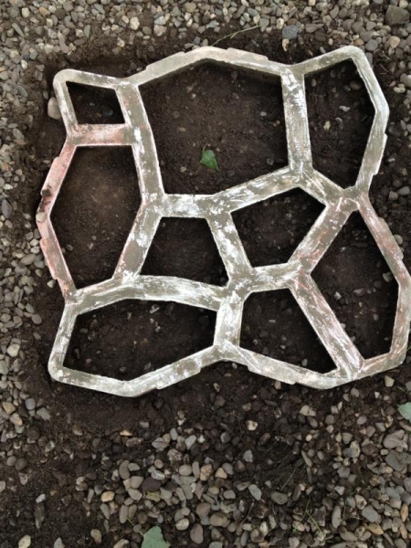 Pflastersteine und Gartenweg selber machen - Bauanleitung zum ... Pflastersteine und Gartenweg selber machen - Bauanleitung zum ...